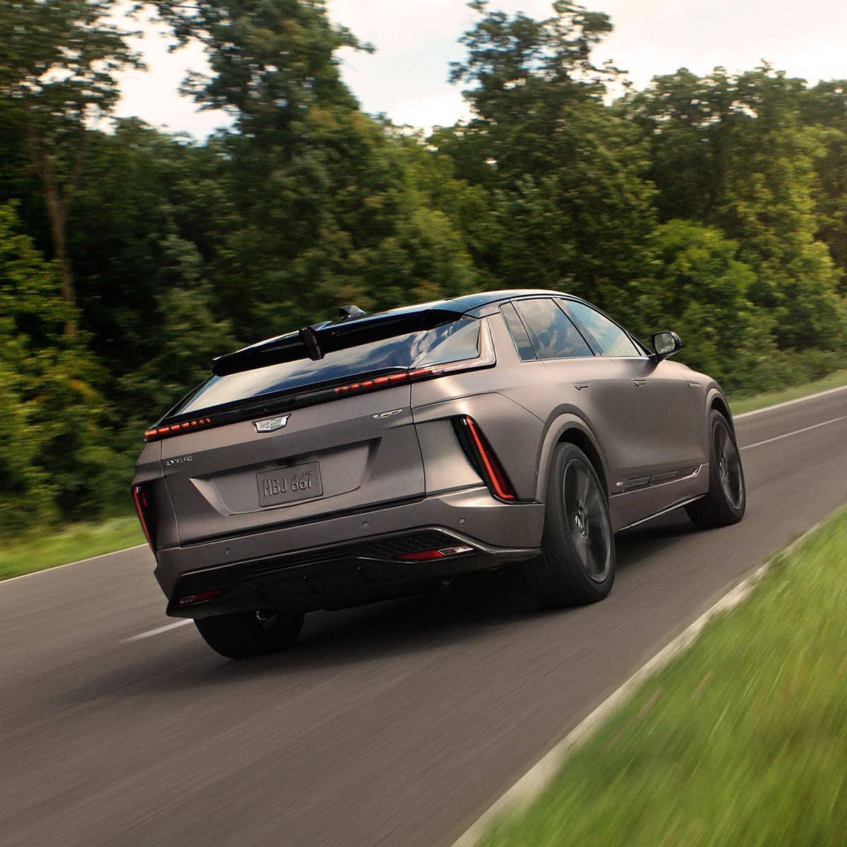 2026 Cadillac Lyriq Buyer's Guide: Price, Specs, Pros and Cons - Road Ethos